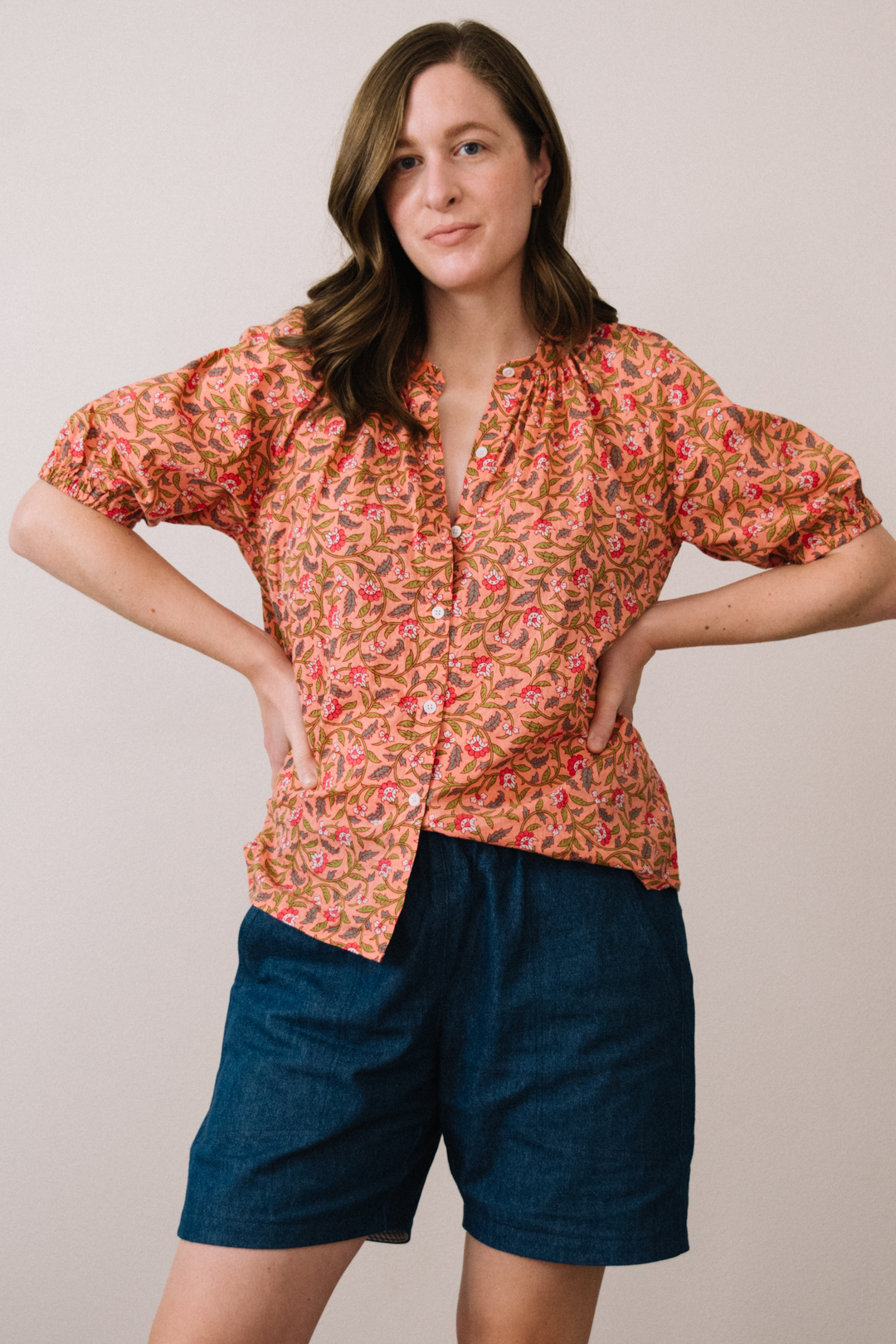 Roscoe Blouse – Mandarin Collar + Elastic Sleeves – The Sewing Things Blog